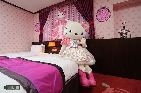 Hello Kitty Rooms at Keio Plaza Hotel Tokyo